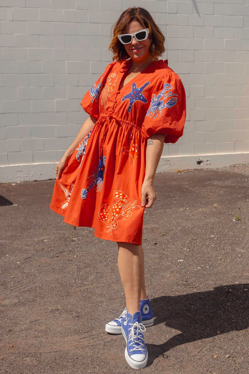 DRESSES – SHE STREET