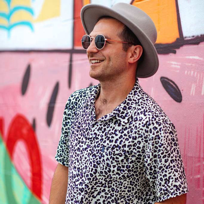 ABOUT US – SHE STREET